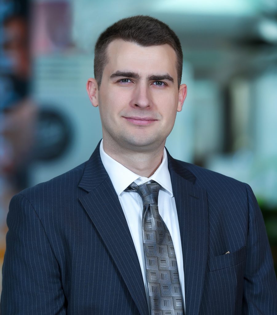 Dr. Nicholas Hallfors - Khalifa University